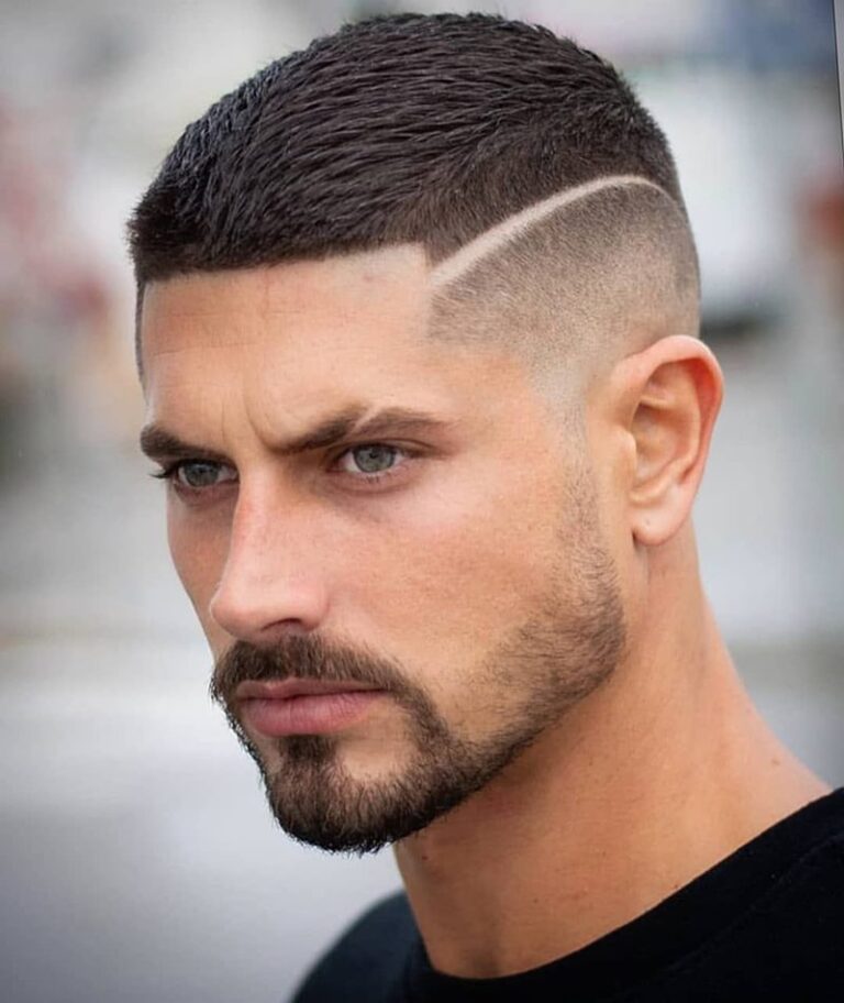 Corte de cabelo militar